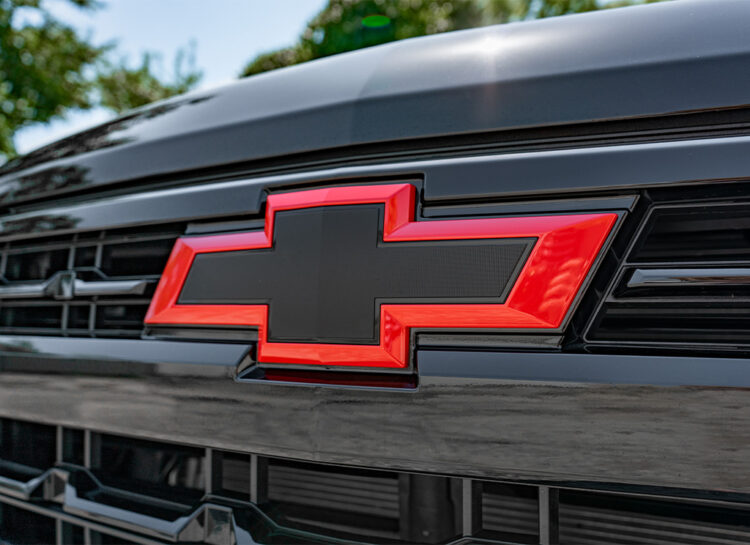 2022 Chevy Silverado – Awesome Blackout Off-Road Build With Red Accents ...