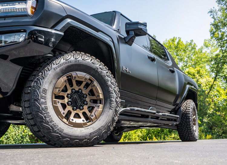 Customizing The 2024 Hummer EV Truck From Call of Duty – VIP Auto ...