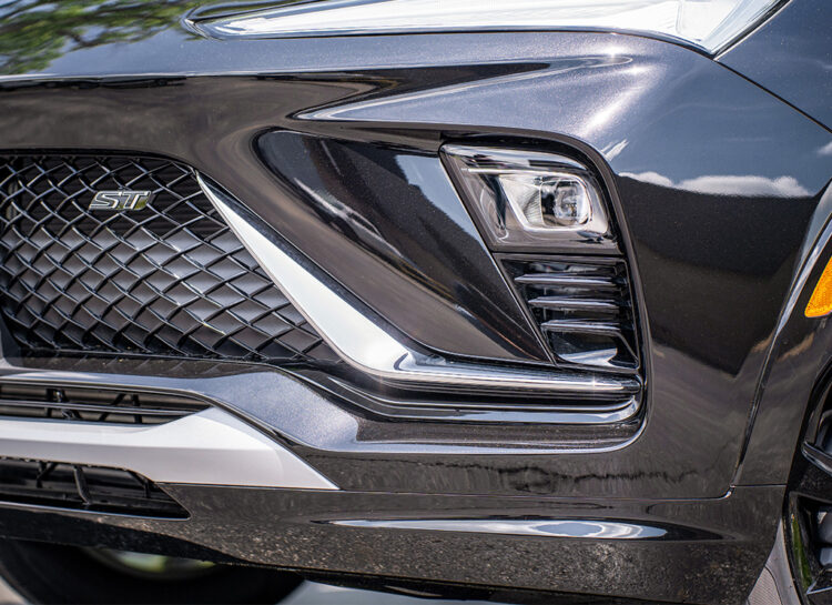Blackout Styling on a 2025 Buick Envista – VIP Auto Accessories Blog